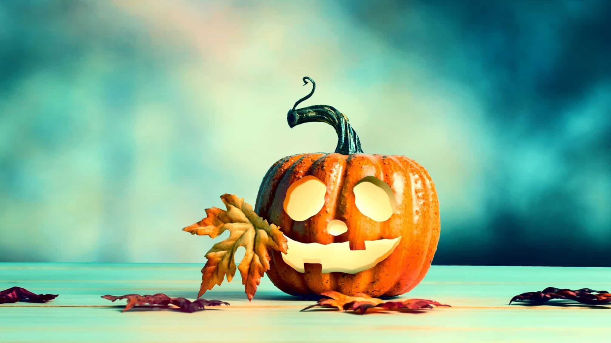 4 Powerful Halloween Prayers