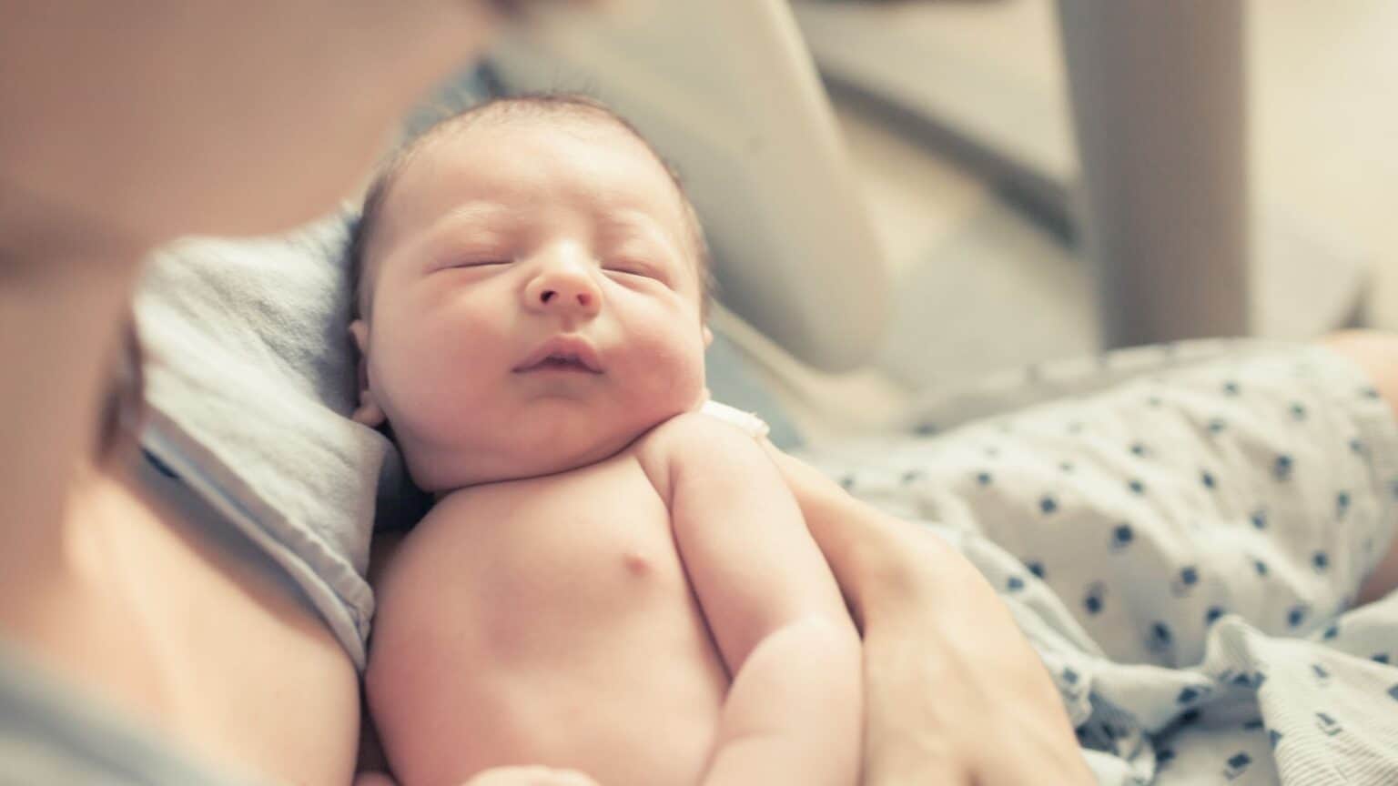 6 Powerful Prayers for a New Baby